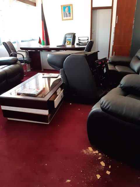 Suspected DPP cadets ransack Malawi Info Minister Botoman’s office ...