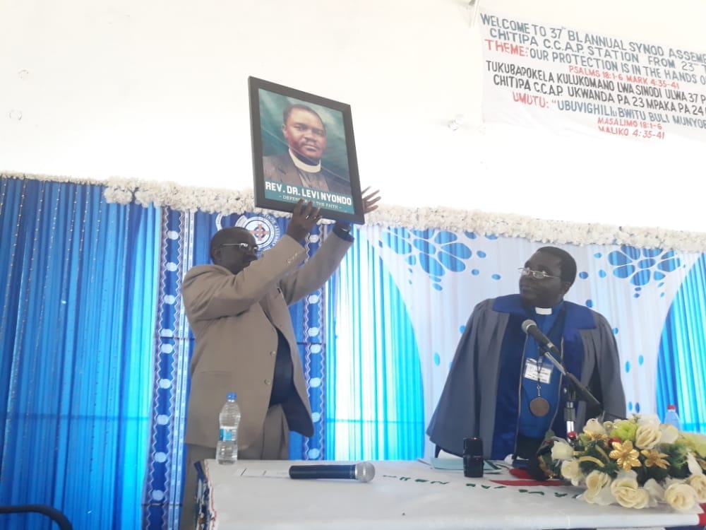 Malawi’s Livingstonia Synod honours controversial clergy Levi Nyondo ...