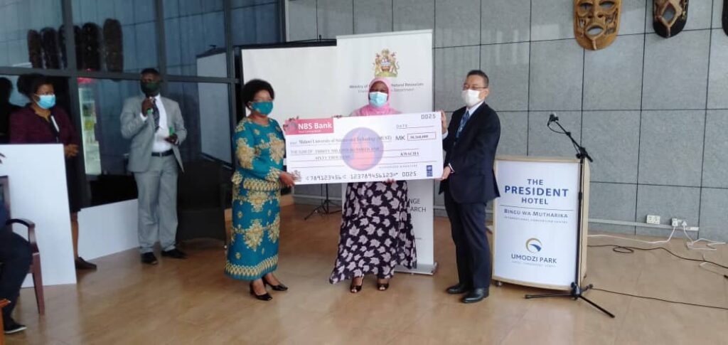 Malawi's Natural Resources Minister Tembo for new innovations to combat ...