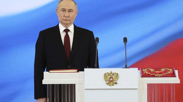 Russia: Vladimir Putin takes oath for historic 5th term - The Maravi Post