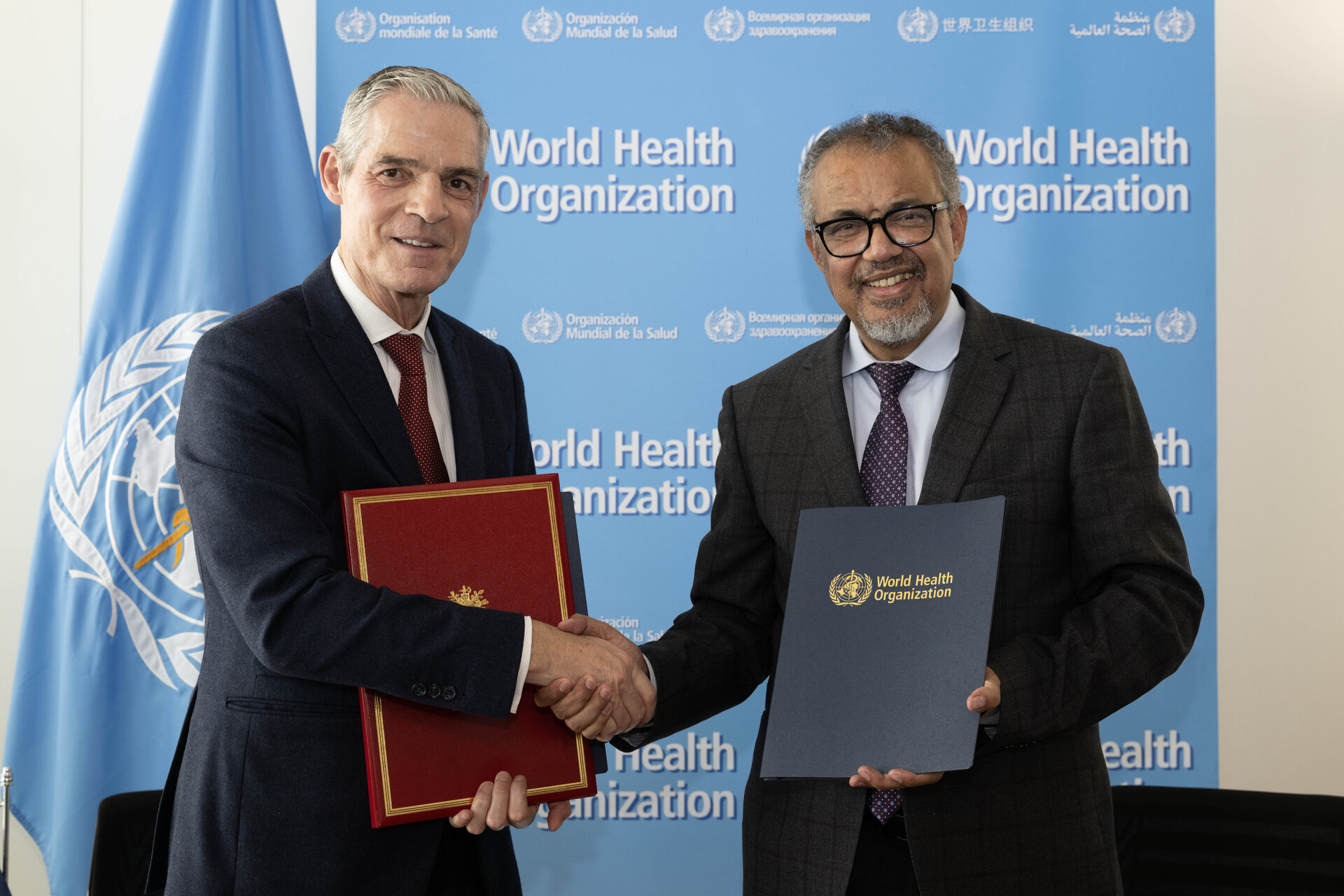 Signing ceremony for contribution agreements between WHO and France ...
