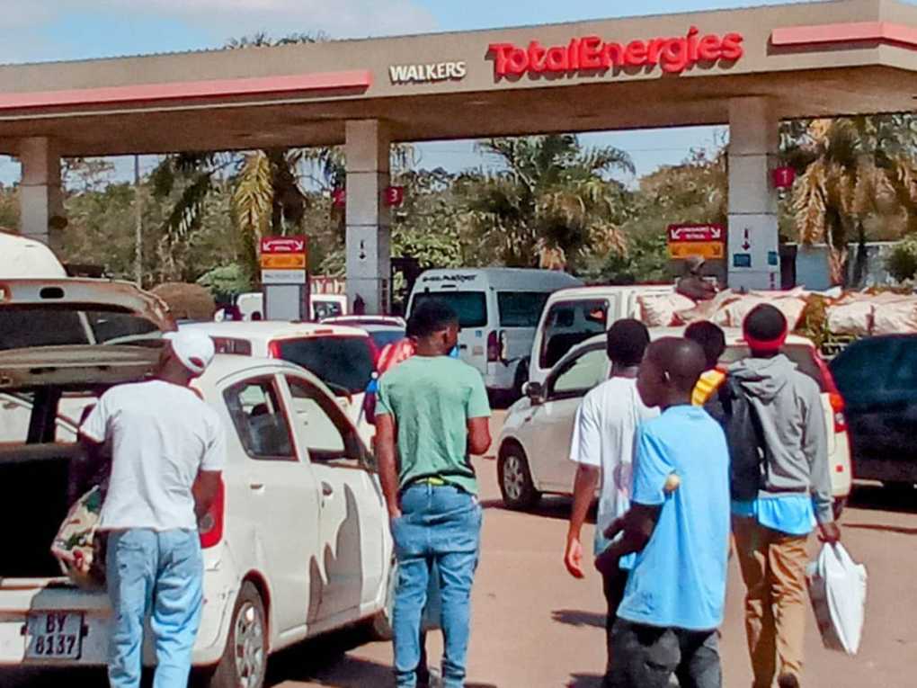 Fuel crisis eases in Lilongwe as long queues at Total Filling Station ...