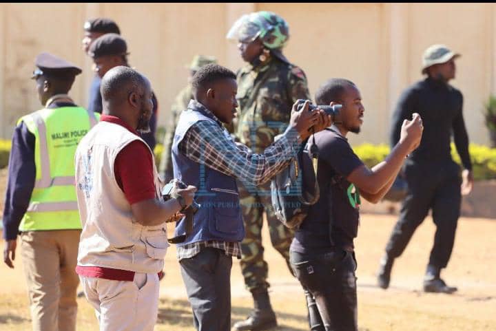 Panga-wielding group rescues journalists during Lilongwe's Namiwa ...